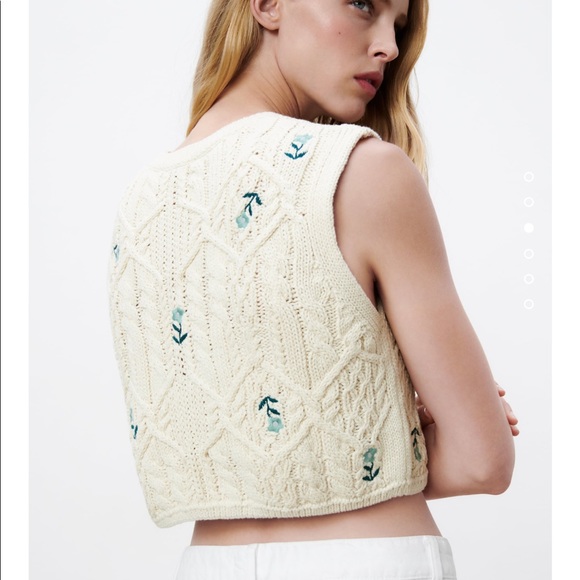 Zara | Tops | Zara Floral Embroidered Knit Top | Poshmark